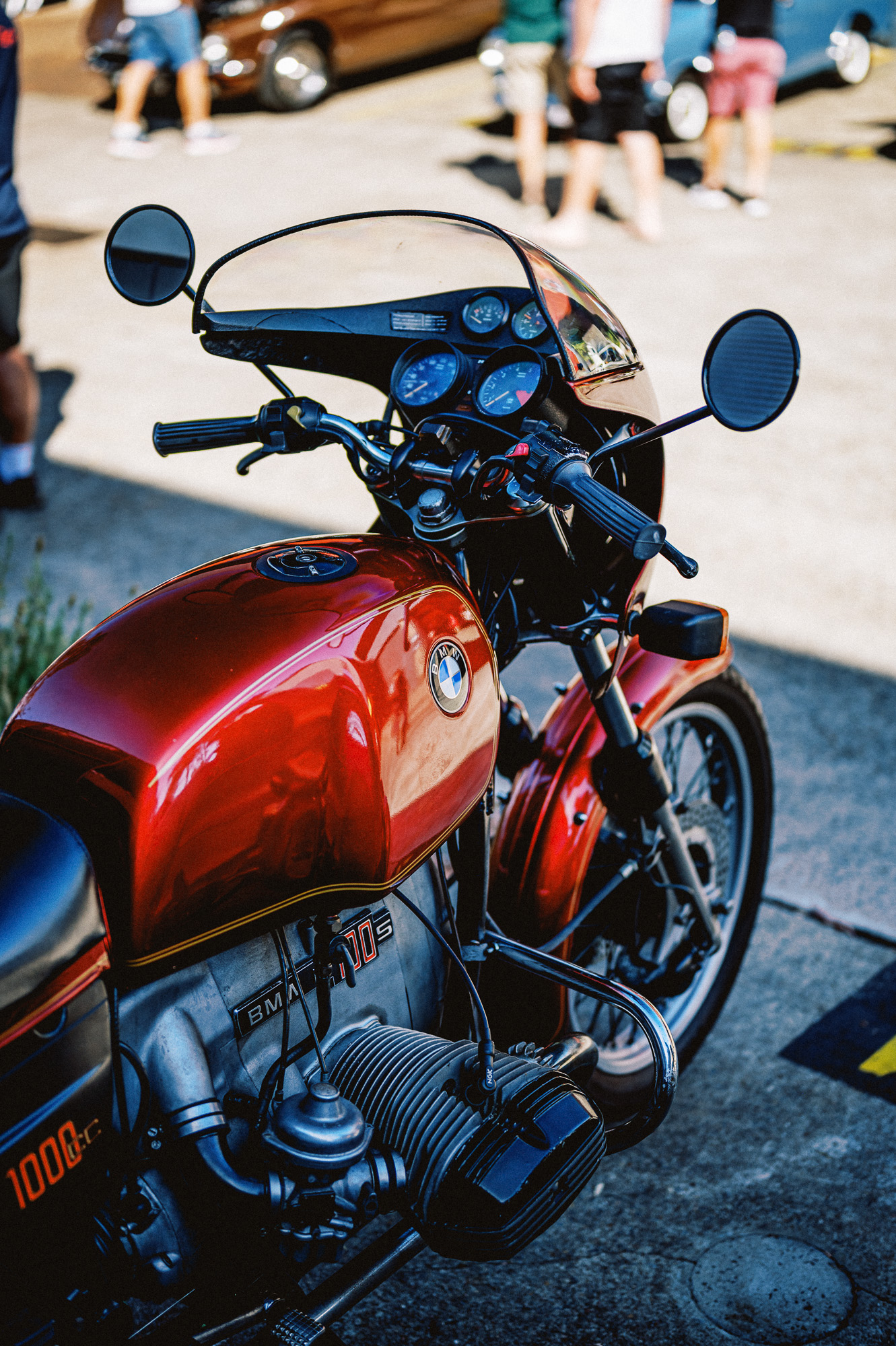 MotoRRetro’s Cars, Bikes & Coffee – December 2022 – MotoRRetro