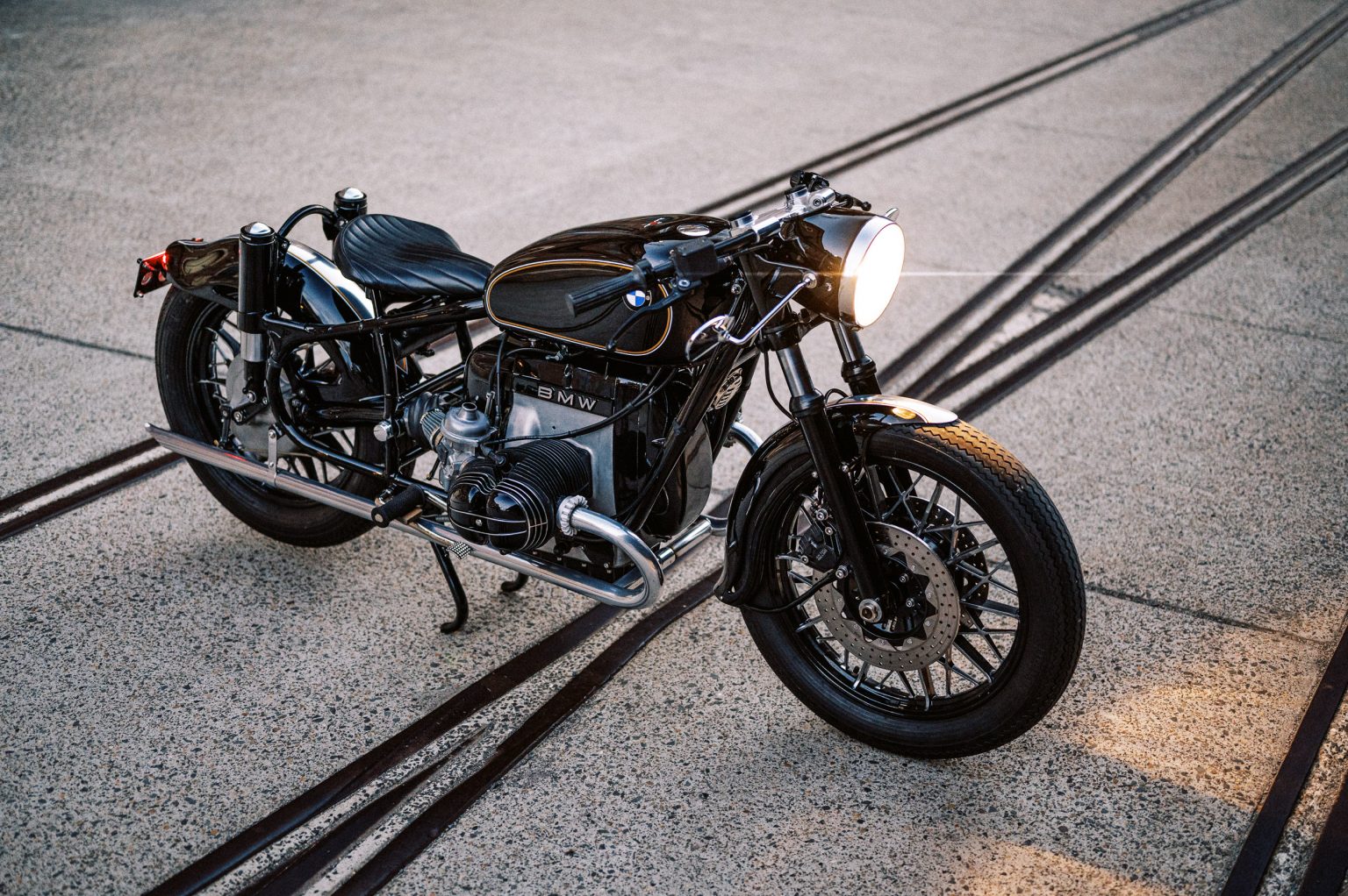 MotoRRetro – Custom Design & Restoration